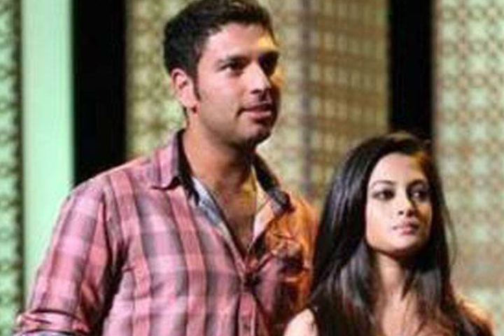 Riya Sen Marriage Love Strings Of The Controversial Diva